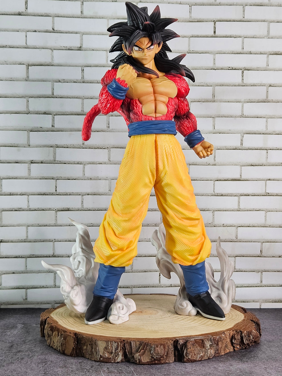 Dbz Goku SSJ4 New form cloud version 30 CM Figurine